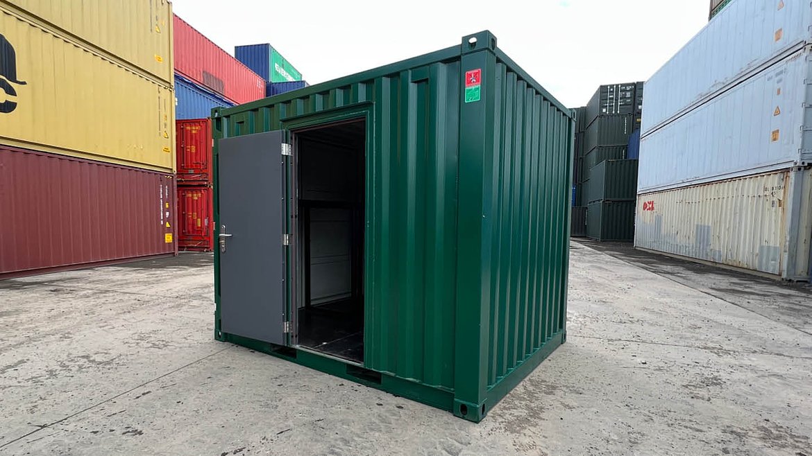 10ft Container with Bespoke Racking | Cleveland Containers